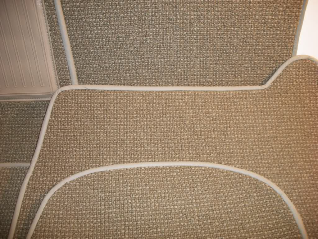 square weave wool carpet set - Miscellaneous - 2002FAQ