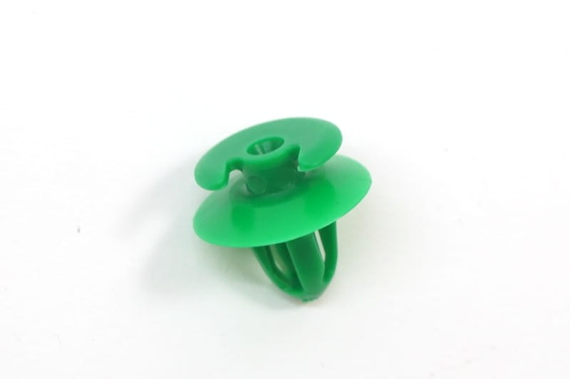 Twist in Fastener identification/replacement option needed |﻿ BMW 2002 ...