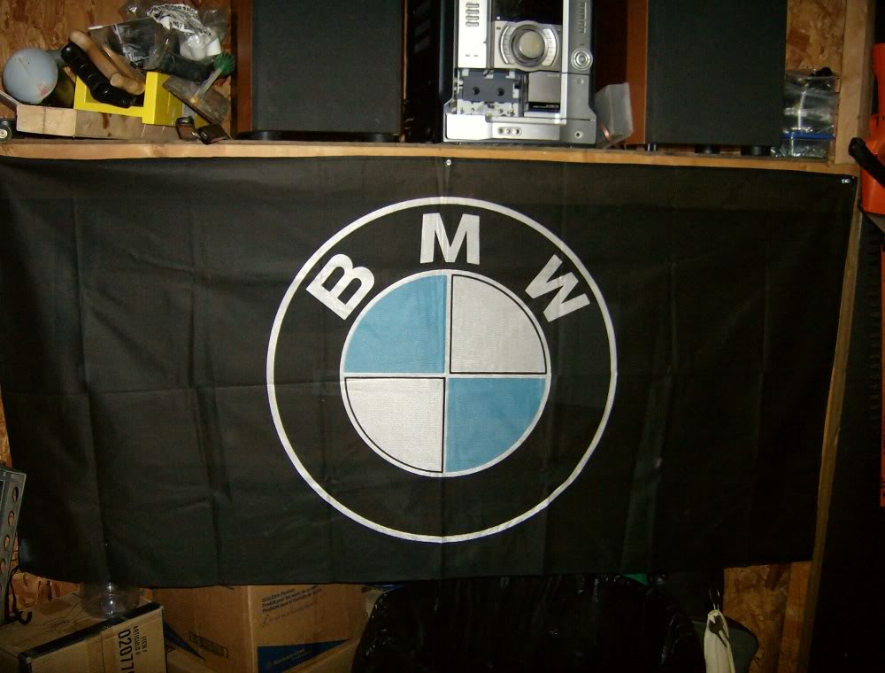 BMW FLAGS special pack - Miscellaneous - 2002FAQ