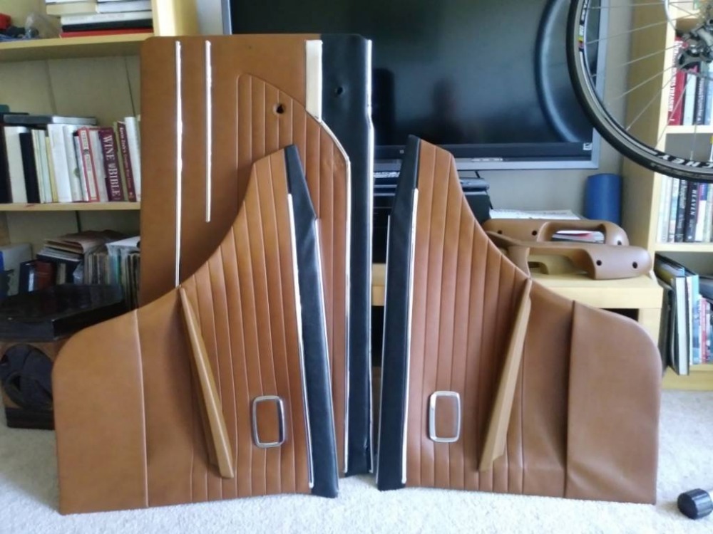 Interior colors for a '73 Agave Green |﻿ BMW 2002 and other '02