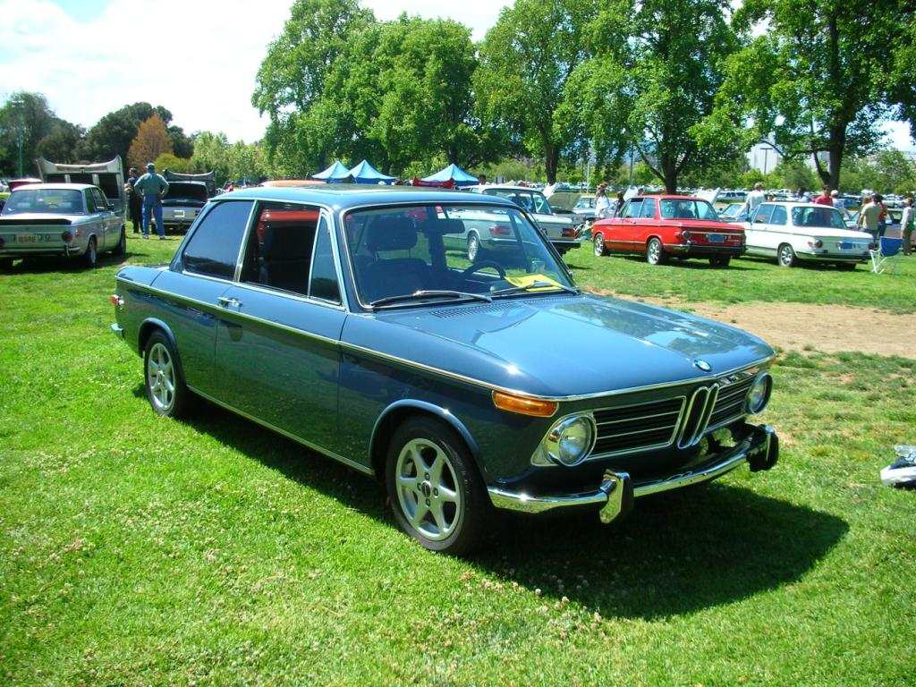 anyone have pictures of an 02 with Riviera Blue? |﻿ BMW 2002 and other '02