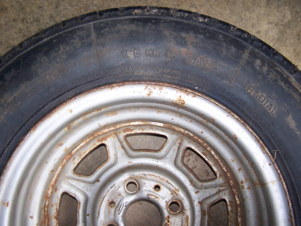 1976 Bmw 2002 Original Spare W/michelin Tire + Steel Wheels ...