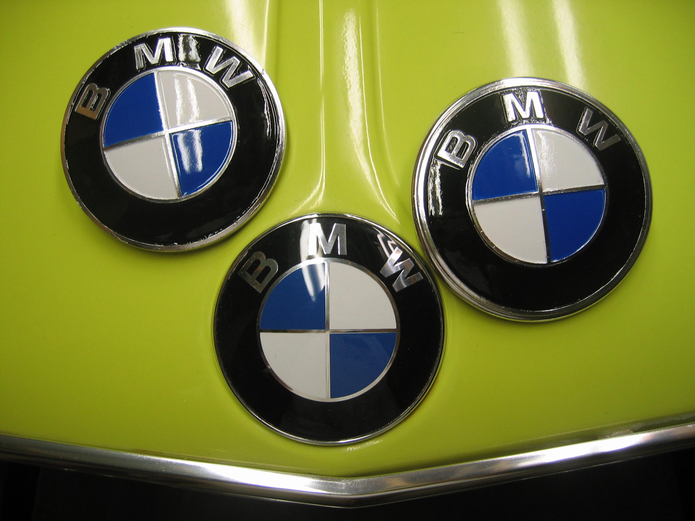 restored roundels |﻿ BMW 2002 and other '02