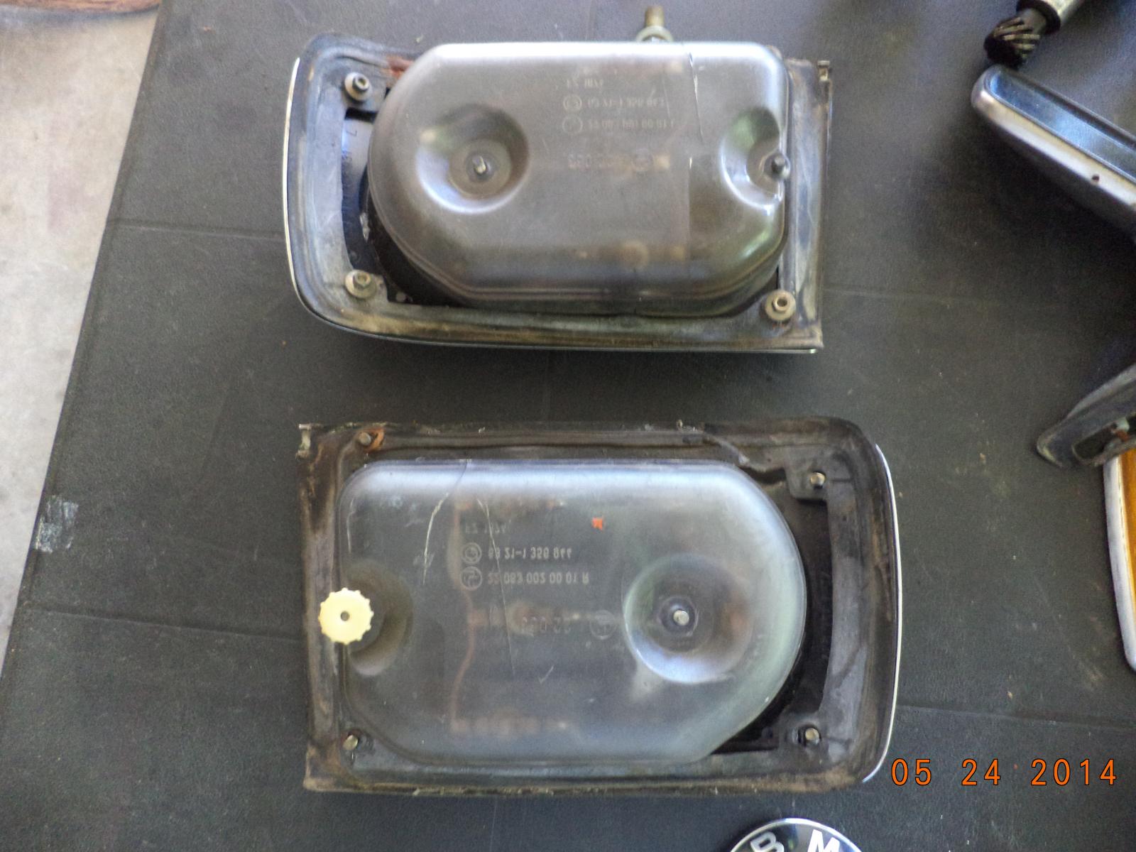 Square Tail Light Assembly Complete - Miscellaneous - 2002FAQ