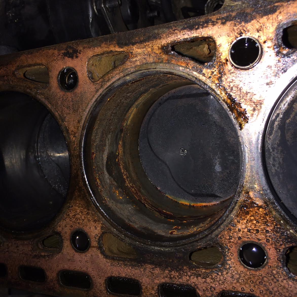 Cleaning Cylinder Walls |﻿ BMW 2002 and other '02