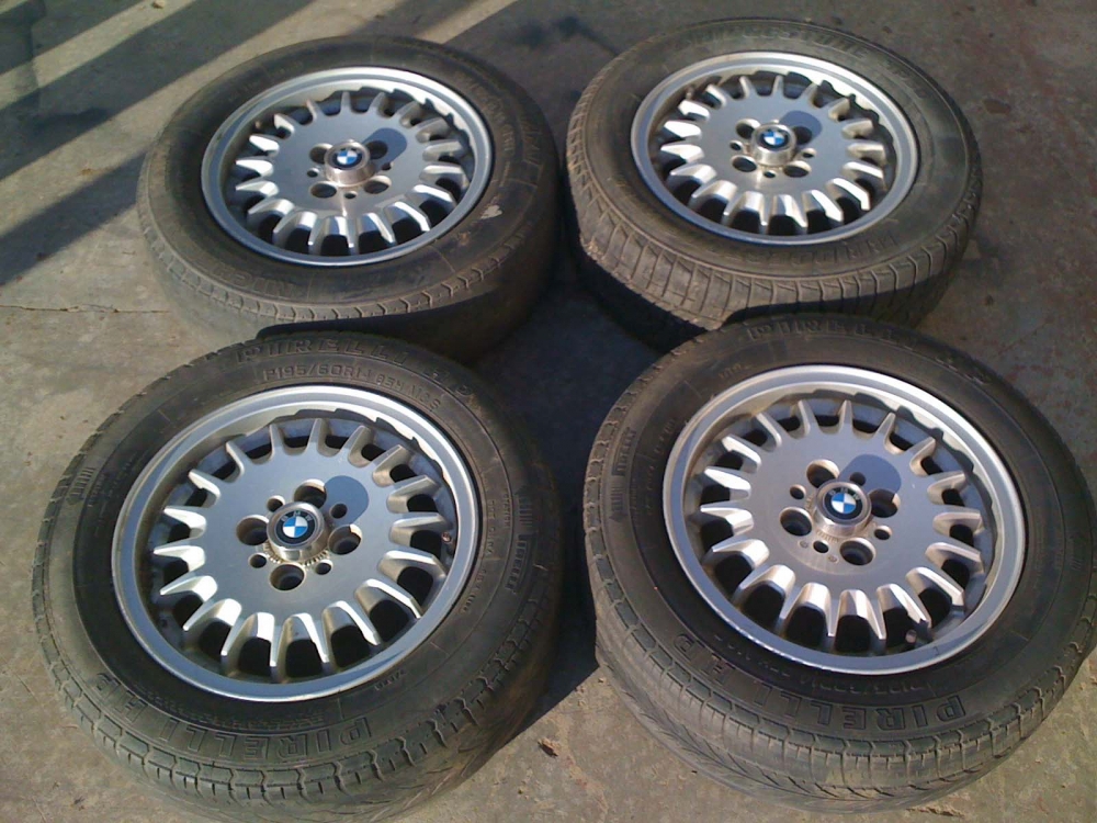 4 E30 Bottle Cap Wheels in Great Shape |﻿ Miscellaneous