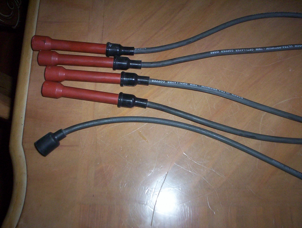 FS: 008 Distributor, Bosch Cap, Rotor, Plugs |﻿ Miscellaneous