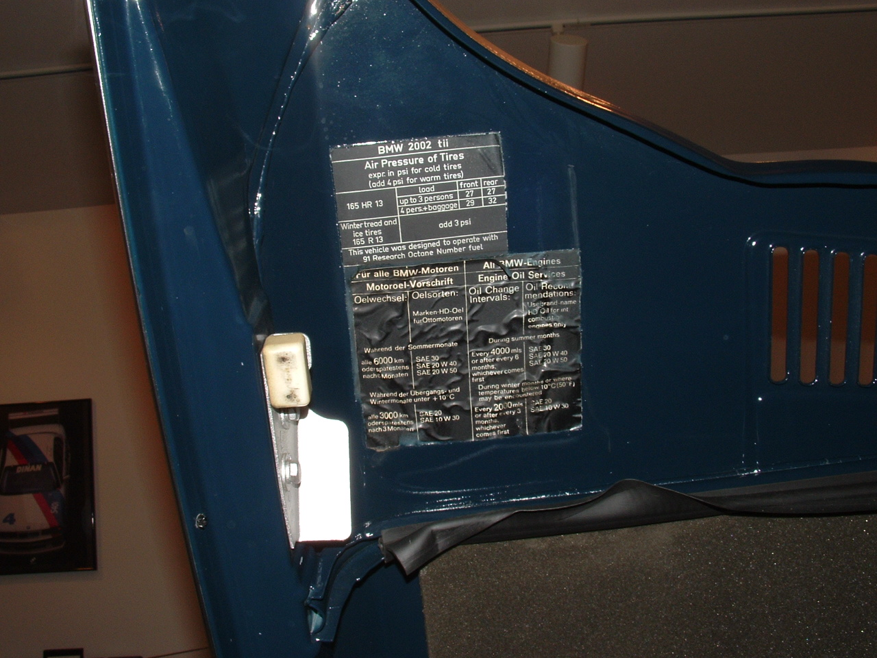 Position of labels - BMW 2002 and other '02 - 2002FAQ
