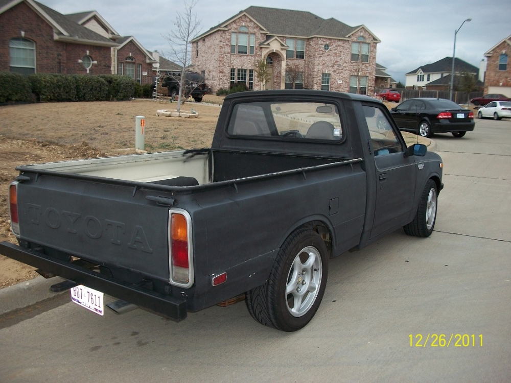 Feeler trade my sons 76 Toyota Hilux for a 2002 |﻿ Cars for Sale/Wanted
