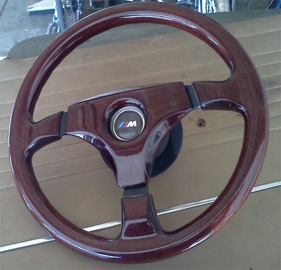 Momo WOOD Steering Wheel - SOLD - |﻿ Miscellaneous