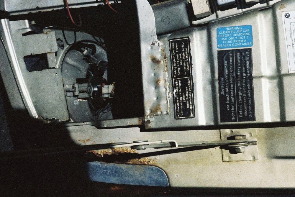 Under Hood Labels And Stickers - BMW 2002 and other '02 - 2002FAQ