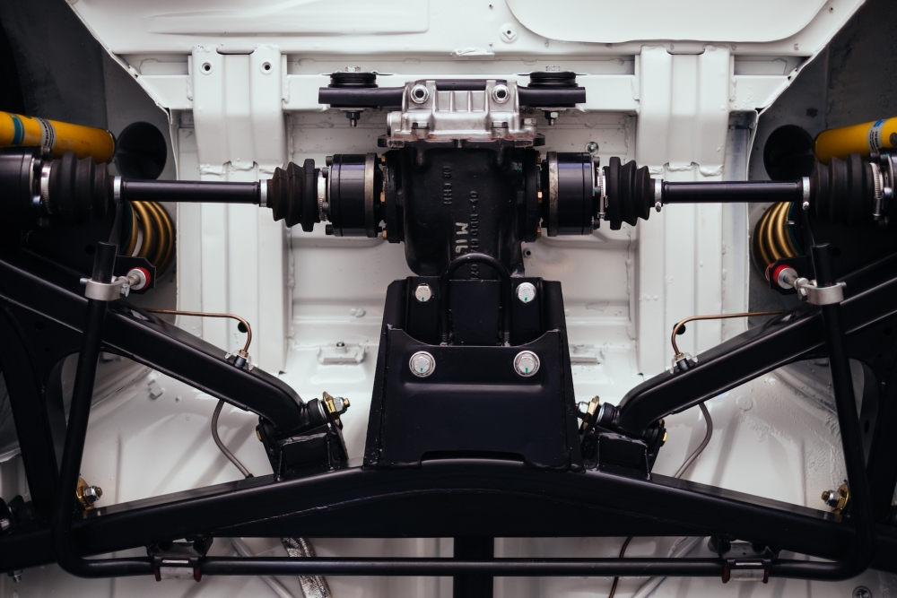 BMW 2002 Race Car Build - Restoration |﻿ BMW 2002 and other '02