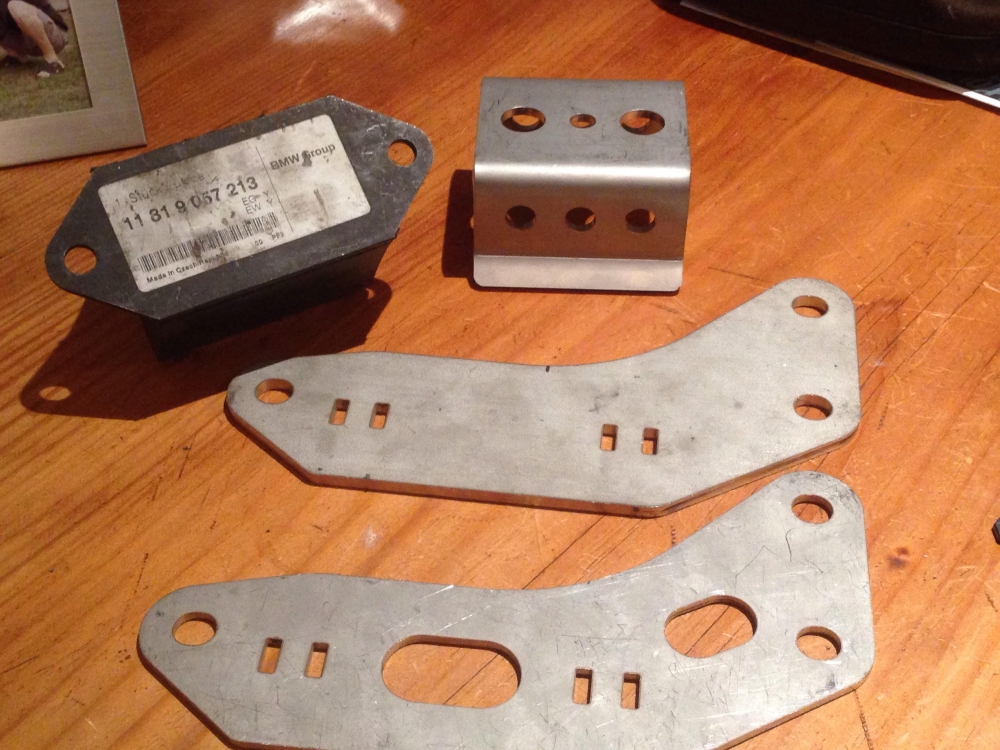 Lee's M2 offset engine mount plates |﻿ Miscellaneous