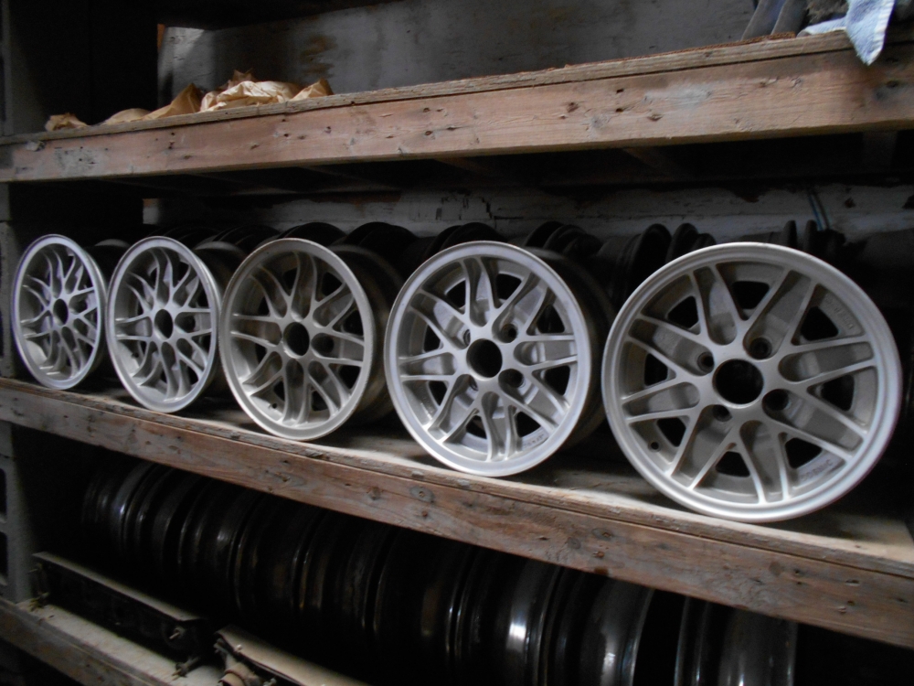 Set of 5 Cosmic 4X100 alloy rims wheels - Miscellaneous - 2002FAQ