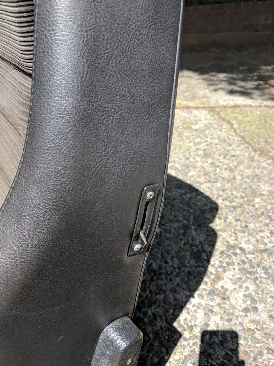 Source for Scheel/ASS/ATW seat parts and fabric |﻿ BMW 2002 and other '02