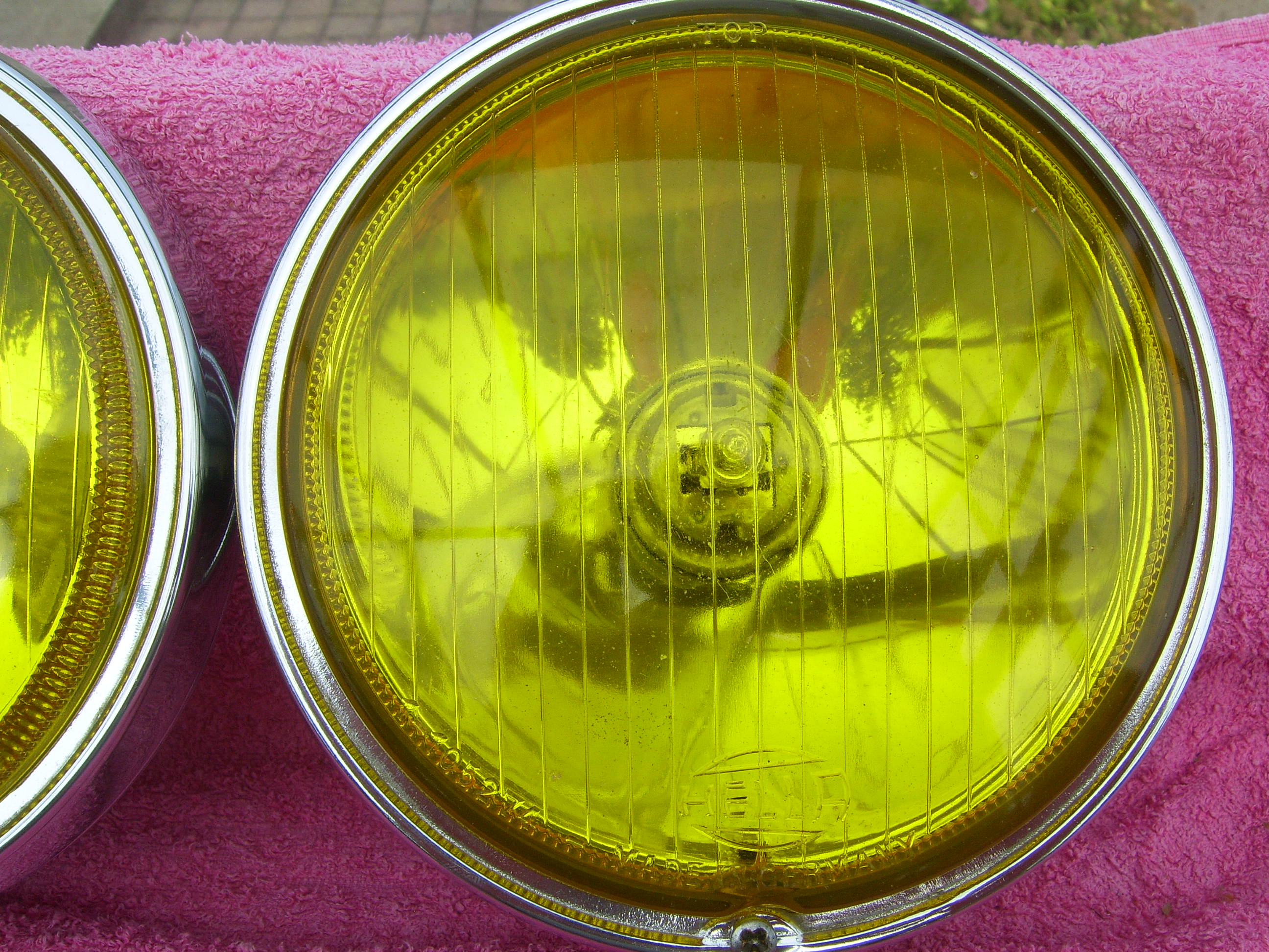 FS: Hella 142 Yellow Driving Lights SOLD - Miscellaneous - 2002FAQ