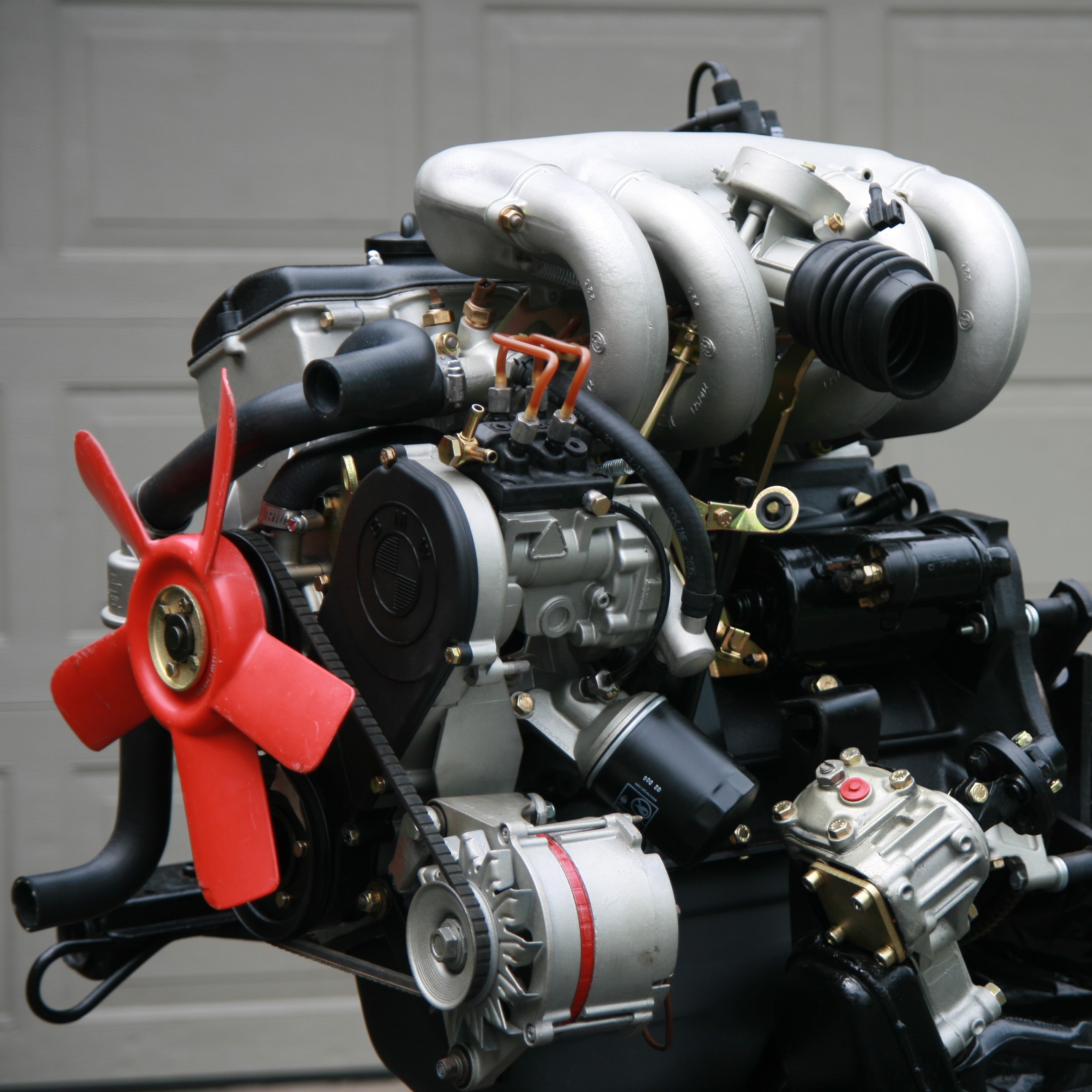 Engine is Ready to Rumble |﻿ 1973 02tii Restoration