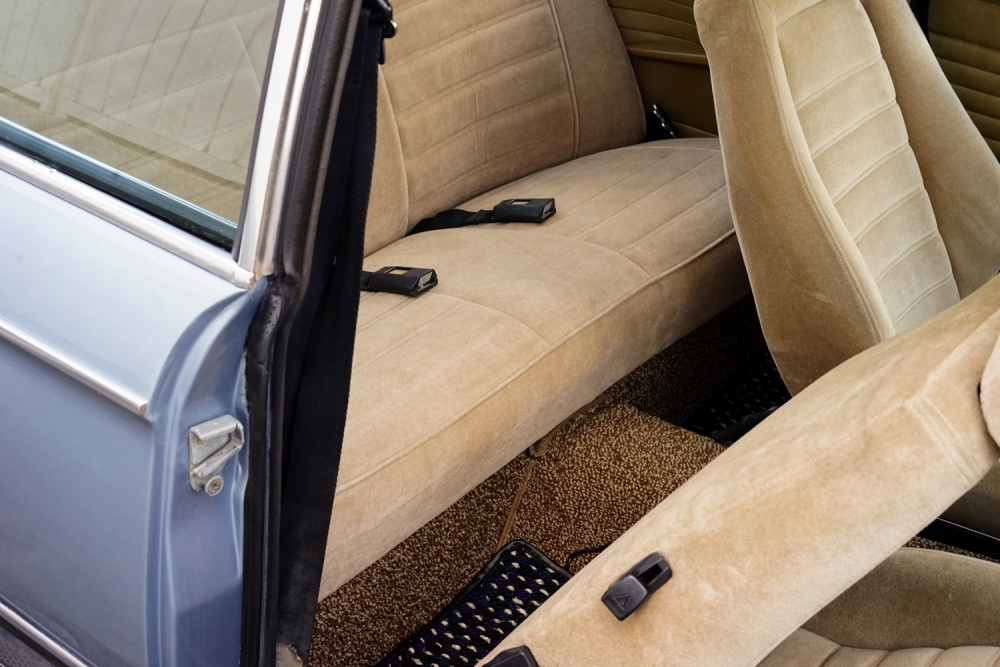 FS: recaros & rear seats in tan cloth -- perfect condition |﻿ Miscellaneous