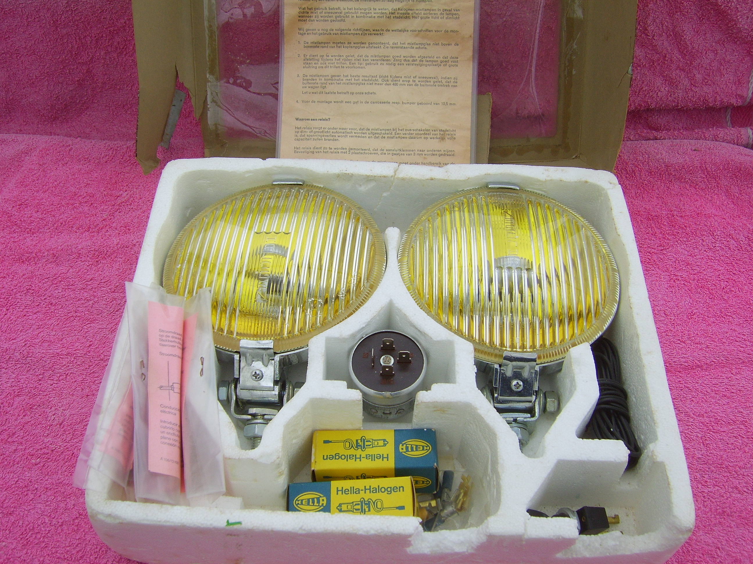 FS: NOS Hella Yellow Fog Lights |﻿ Miscellaneous