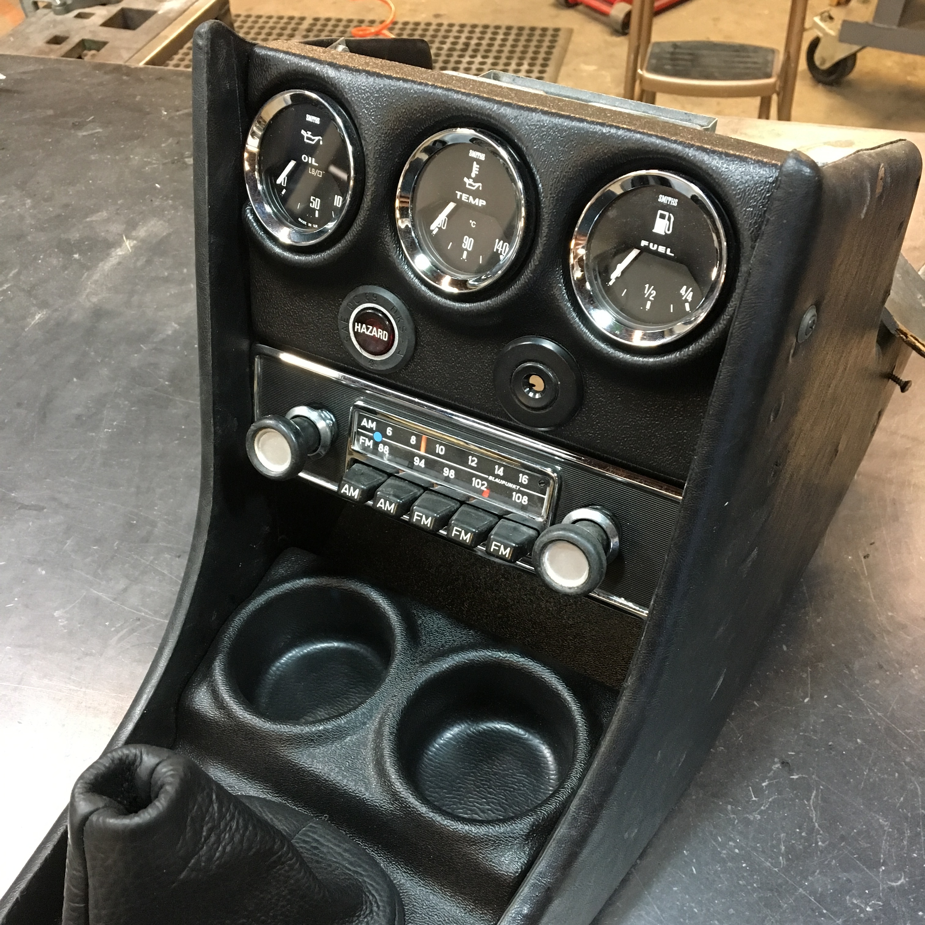 Show Us Your Center Console/radio Setup - Page 8 - BMW 2002 and other ...