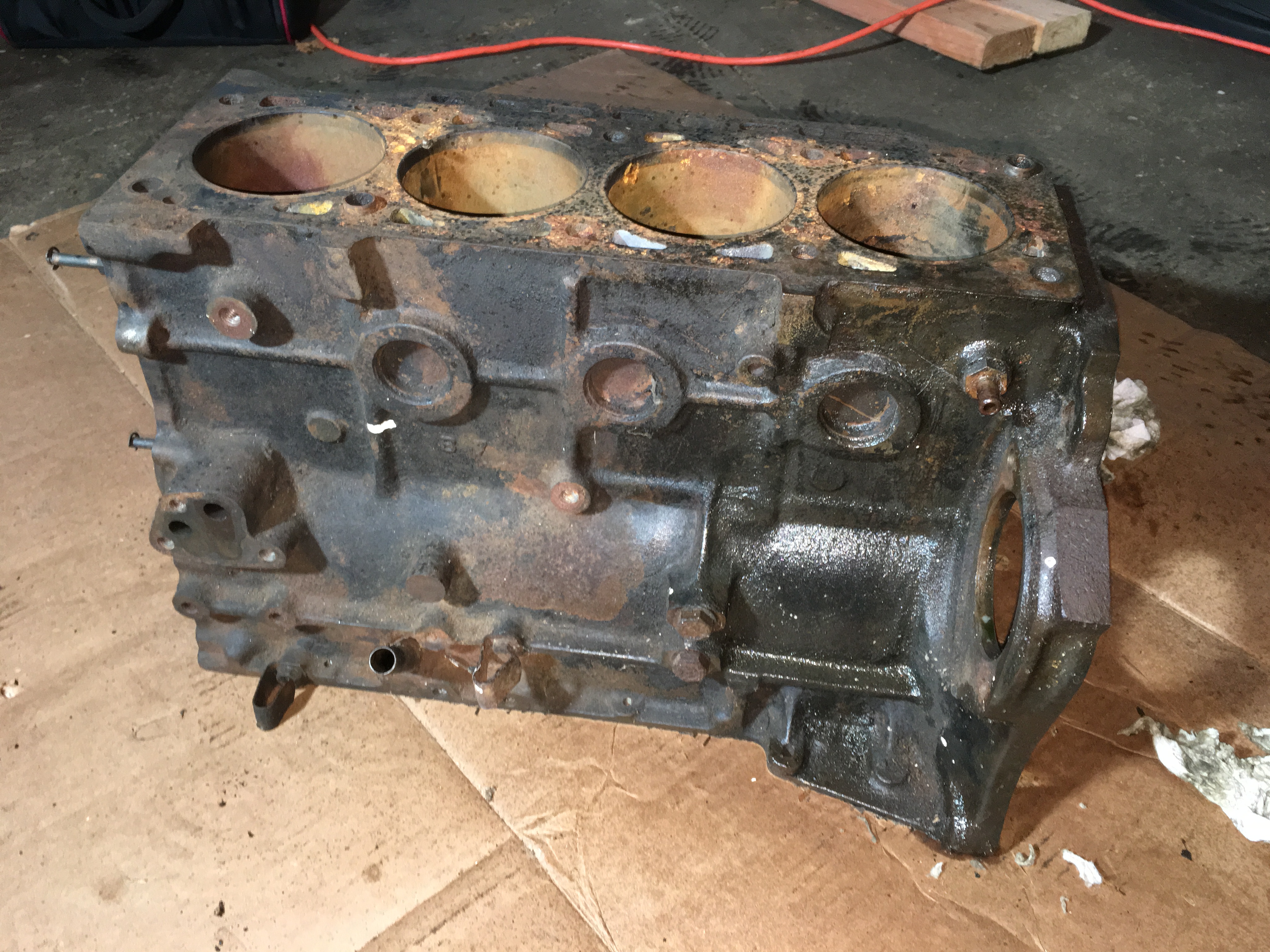 M10 engine blocks |﻿ BMW 2002 and Neue Klasse Parts For Sale