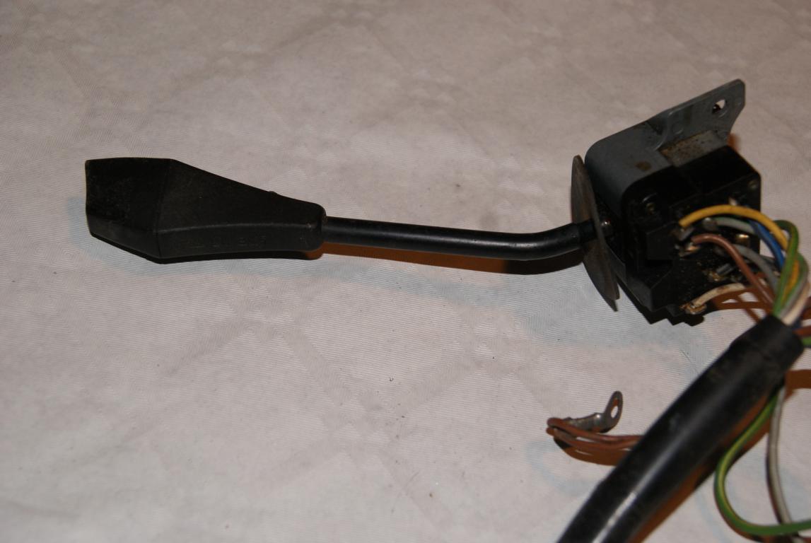 BMW E21 Turn signal indicator switch Part 1365840 relay included ...