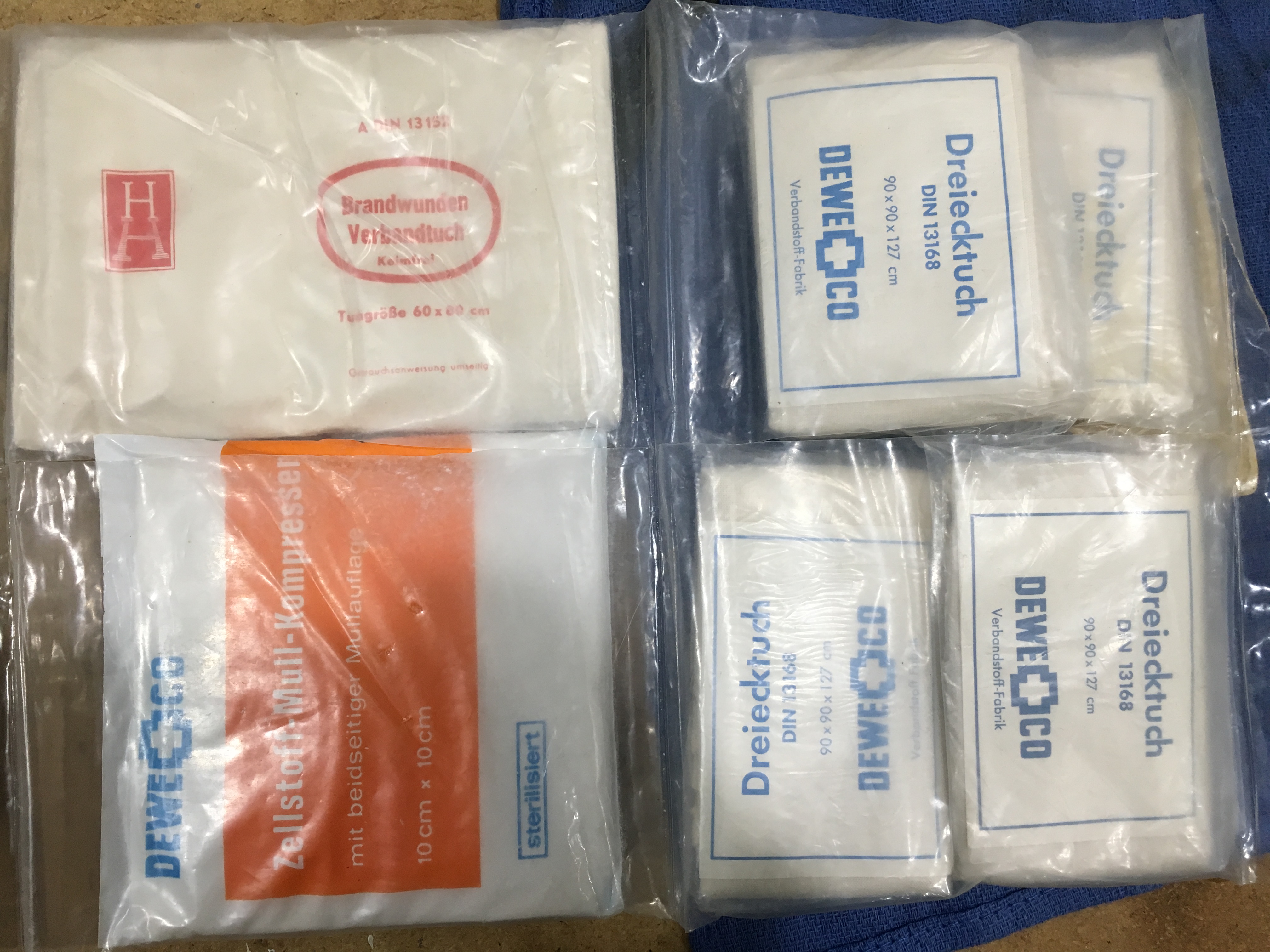 Dealer options. First aid pillow. |﻿ BMW 2002 and other '02