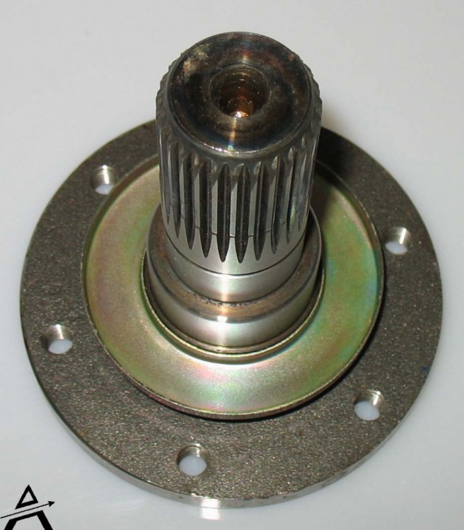 E21 diff output flanges |﻿ Parts Wanted