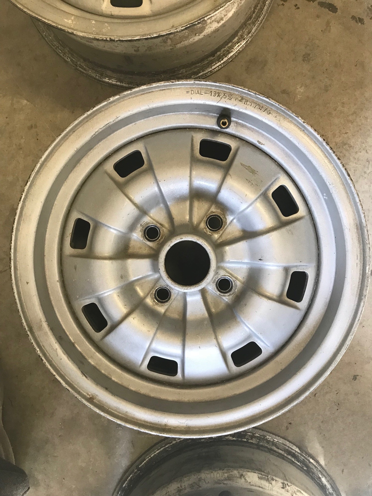 ALPINA/Borrani |﻿ BMW 2002 and other 2 door Sedans