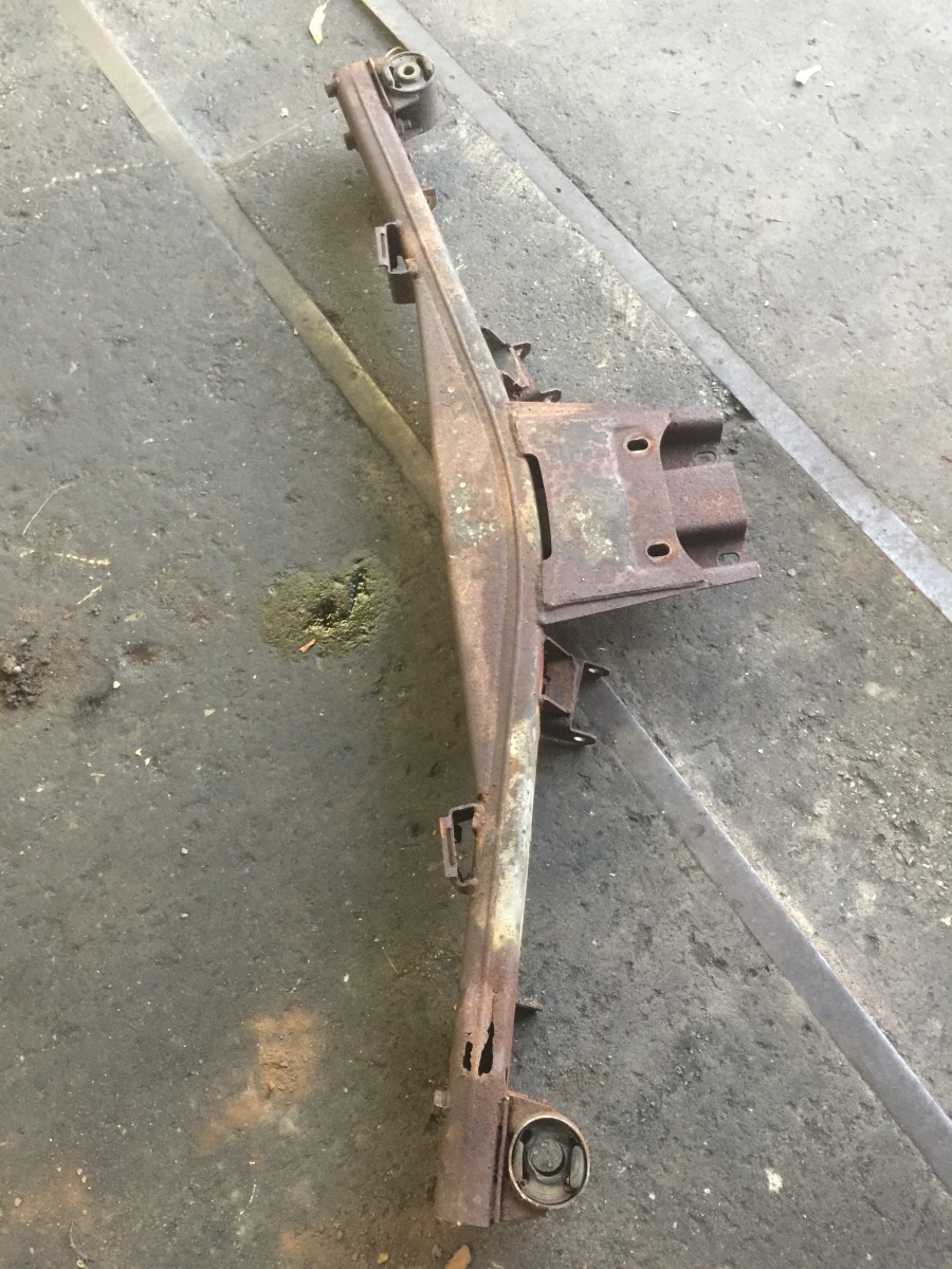 Old rusty subframe removed - Member's Albums - 2002FAQ