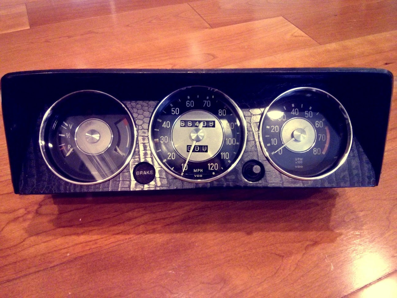 gauges - Member's Albums - BMW 2002 FAQ