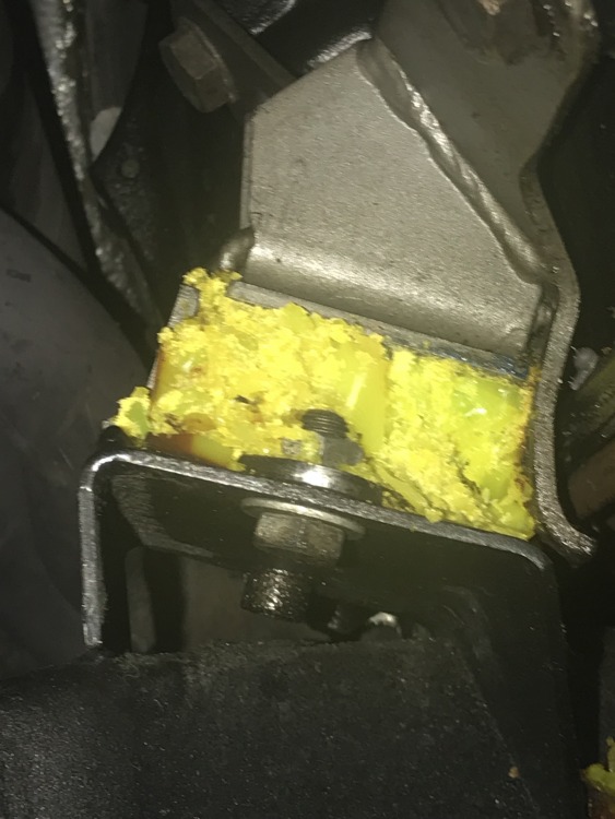 Changing motor mounts - where to attach chains |﻿ BMW 2002 and other '02