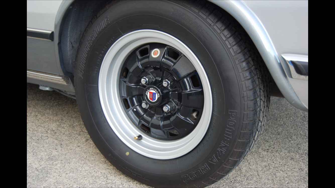 ALPINA/Borrani |﻿ BMW 2002 and other 2 door Sedans