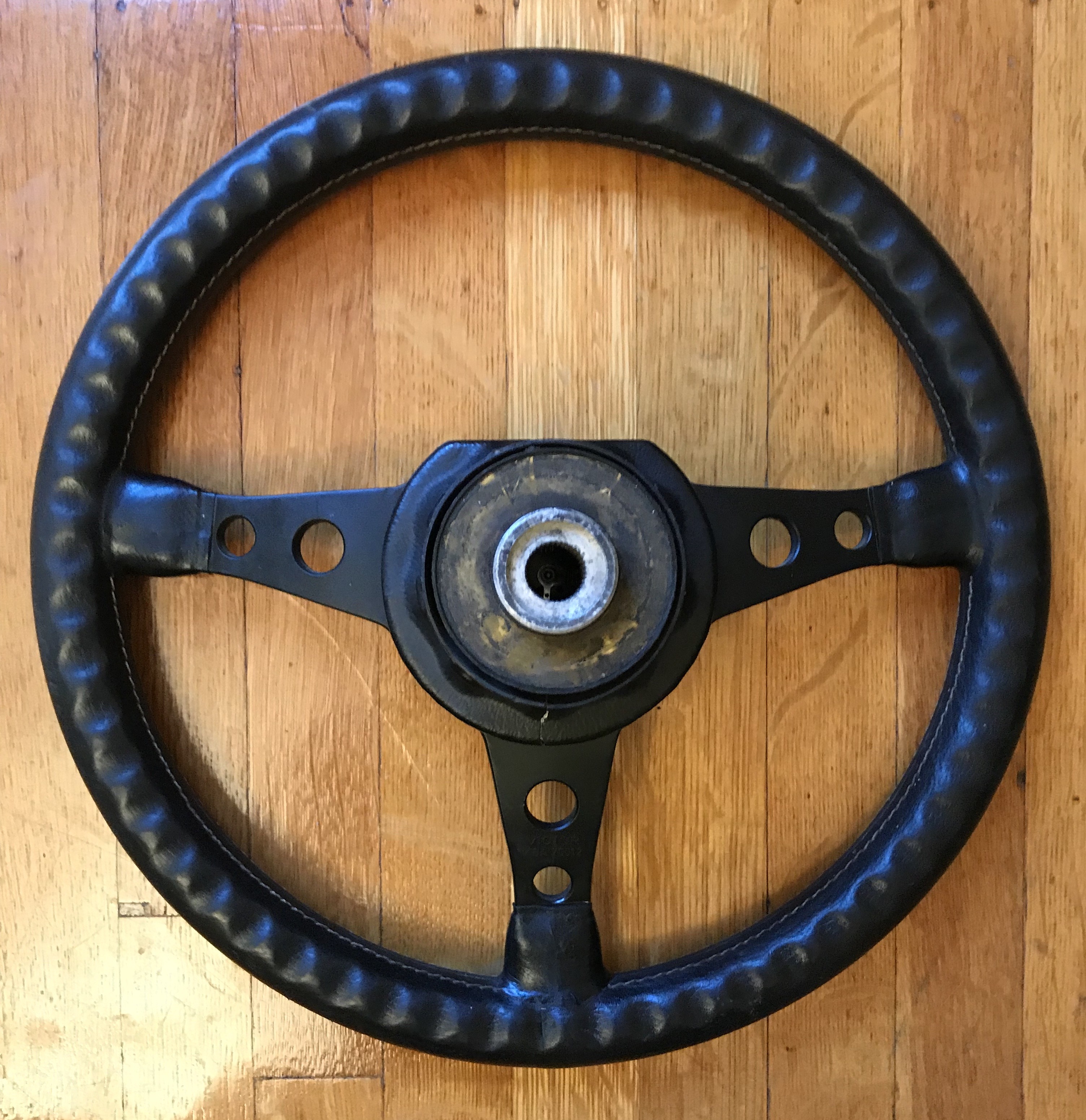 Vintage Victor 380mm Steering Wheel - Miscellaneous - 2002FAQ