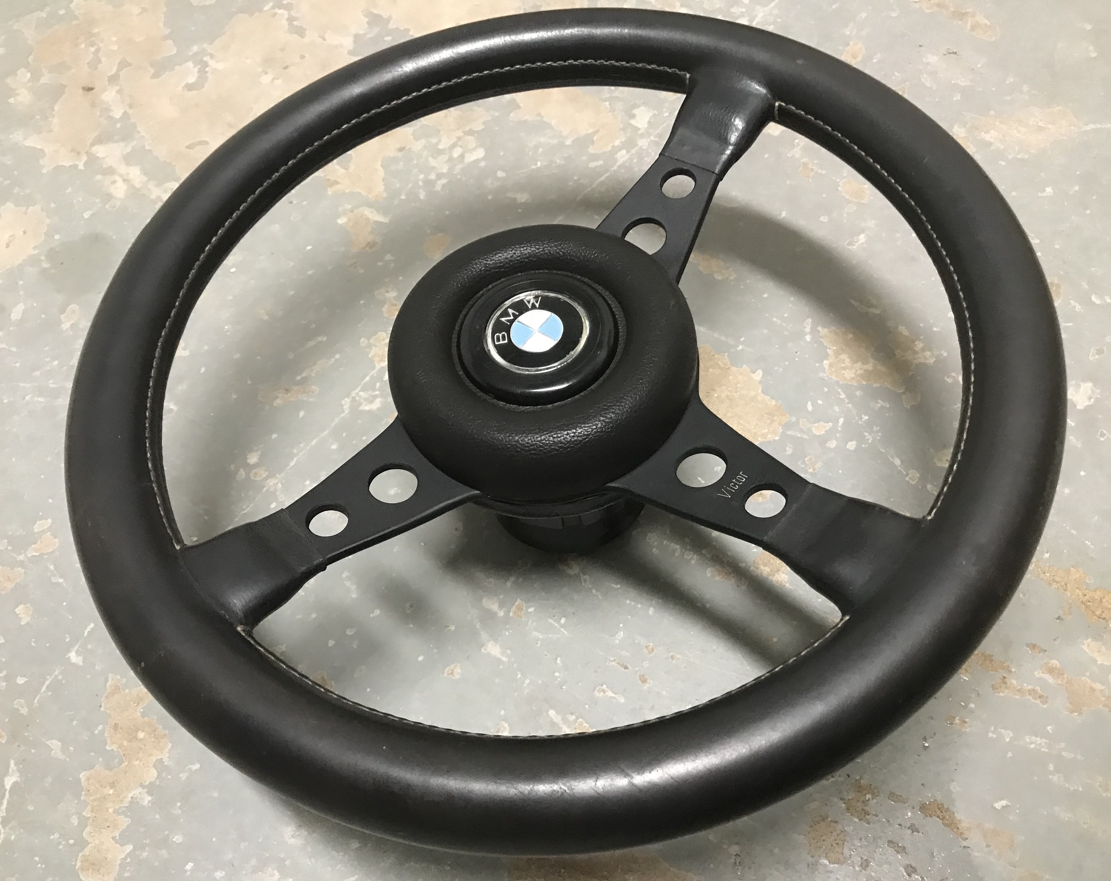Vintage Victor 360mm Leather Steering wheel - Miscellaneous - 2002FAQ