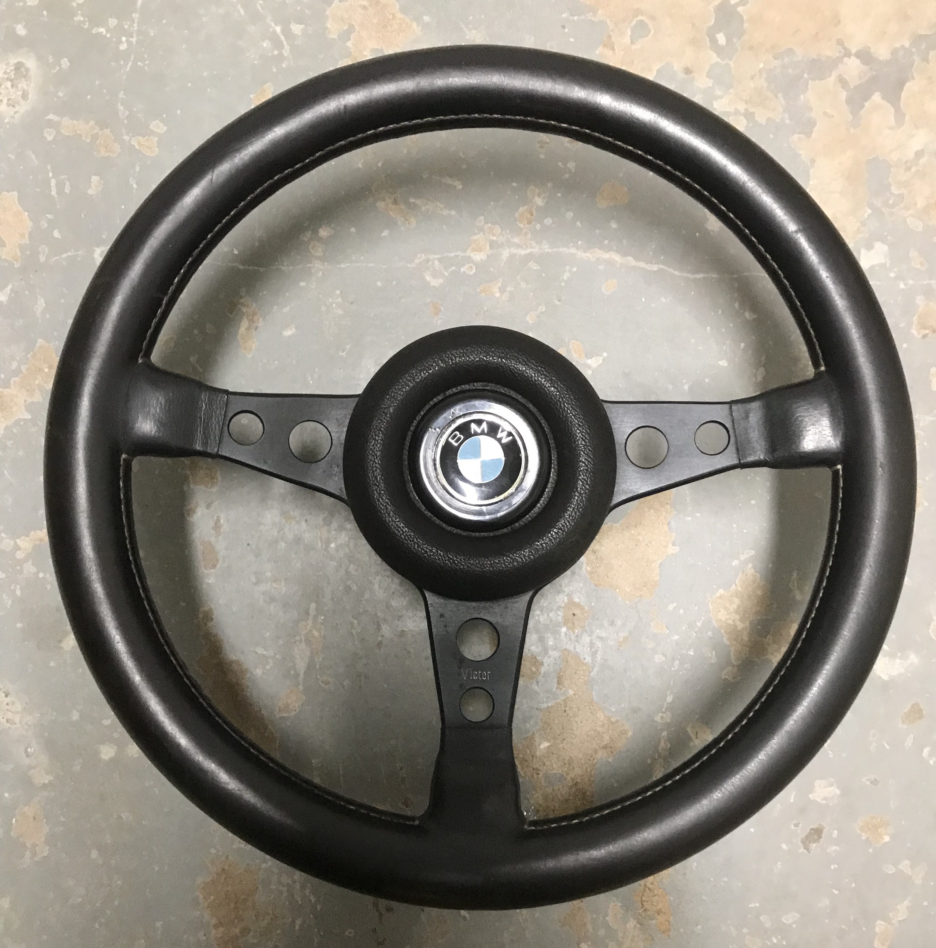 Vintage Victor 360mm Leather Steering wheel - Miscellaneous - 2002FAQ
