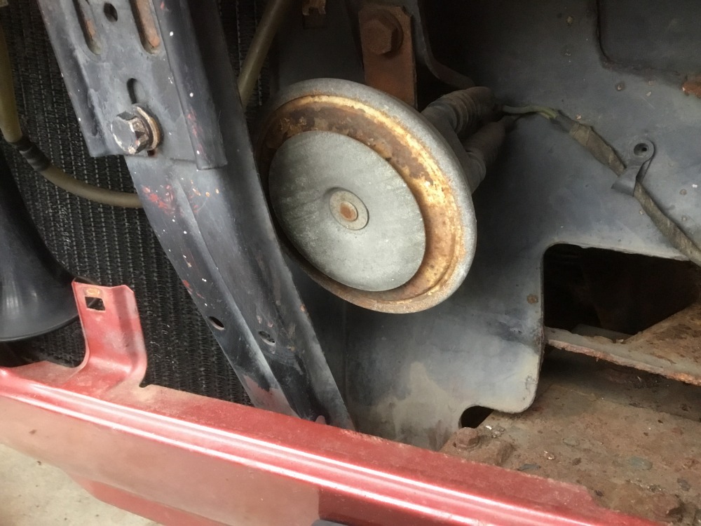 3 Quick Questions about '02 horns |﻿ BMW 2002 and other '02