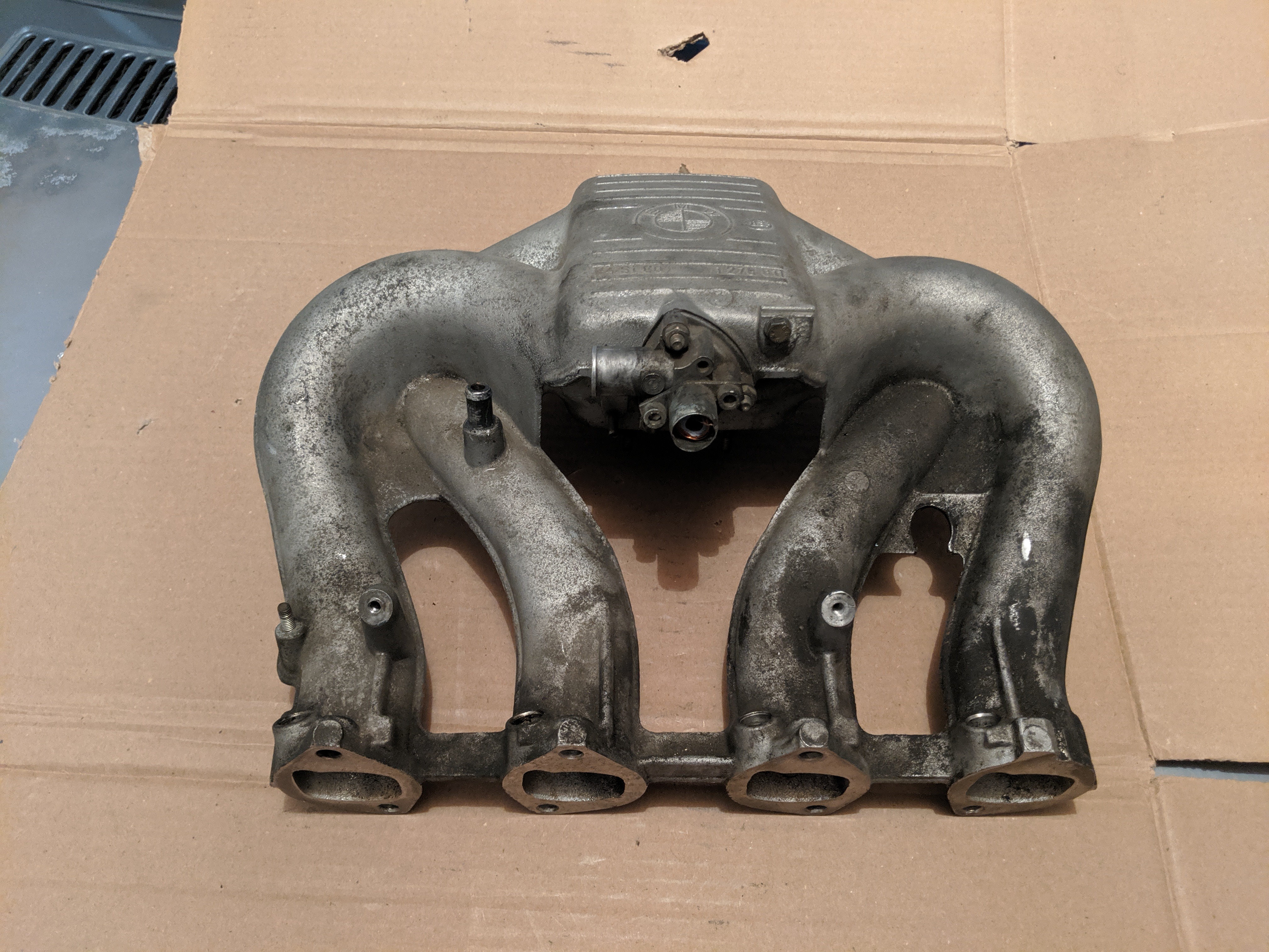 E30 M10 EFI Intake manifolds and fuel rails - Miscellaneous - 2002FAQ