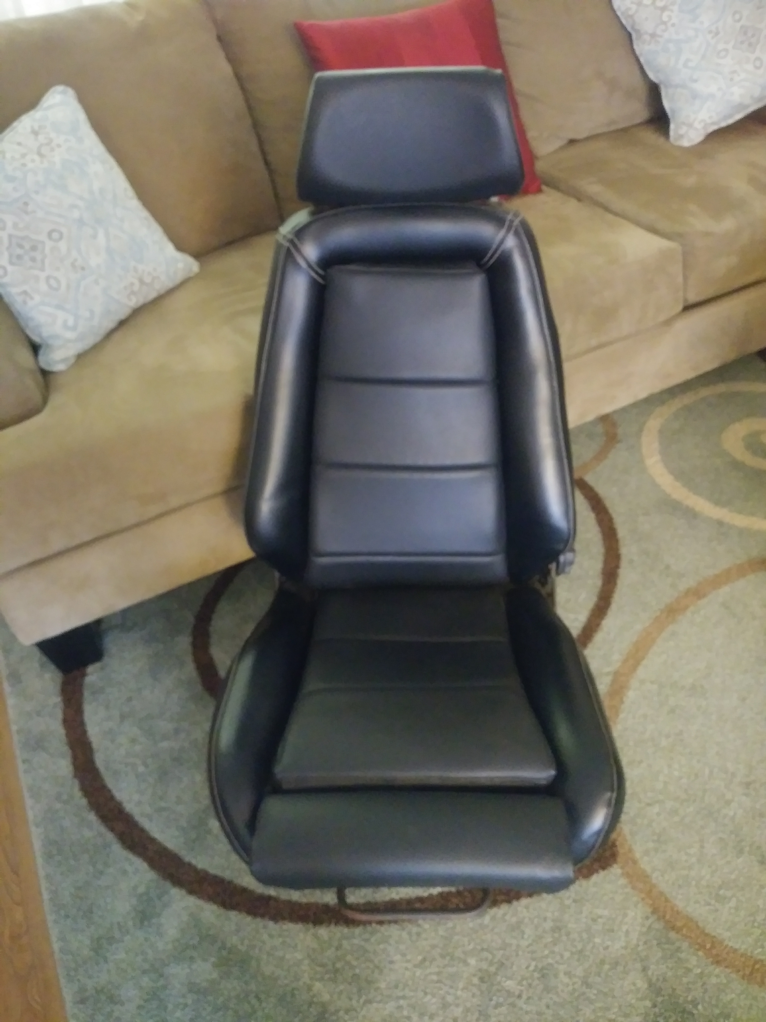 E21 Recaros - BMW 2002 and Neue Klasse Parts For Sale - BMW 2002 FAQ