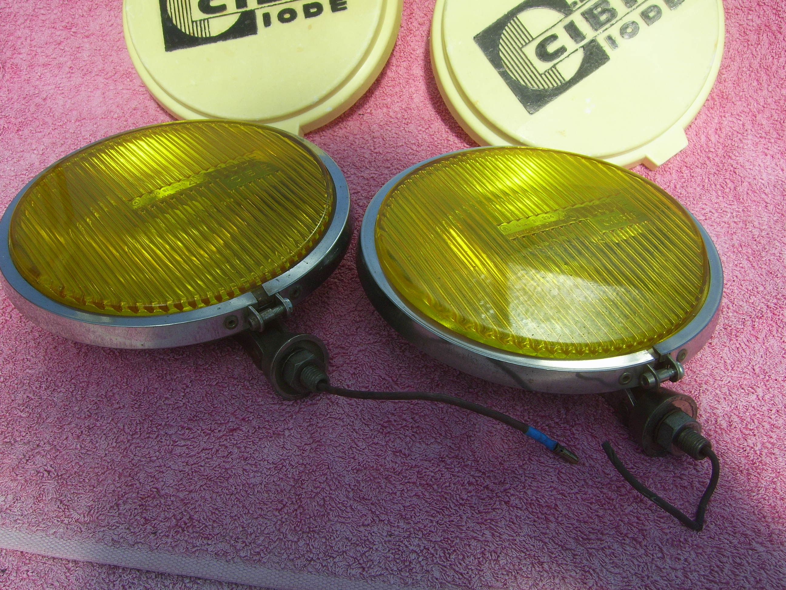 FS: Cibie 45 Iode Yellow Fog Lights + Covers |﻿ Miscellaneous