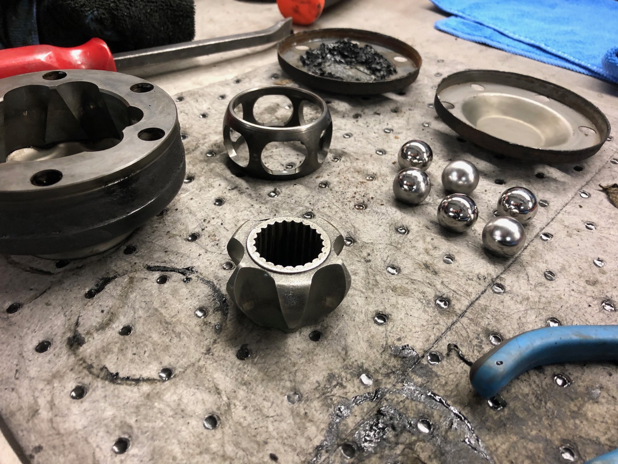 Axle/CV boot replacement, how to? |﻿ BMW 2002 and other '02