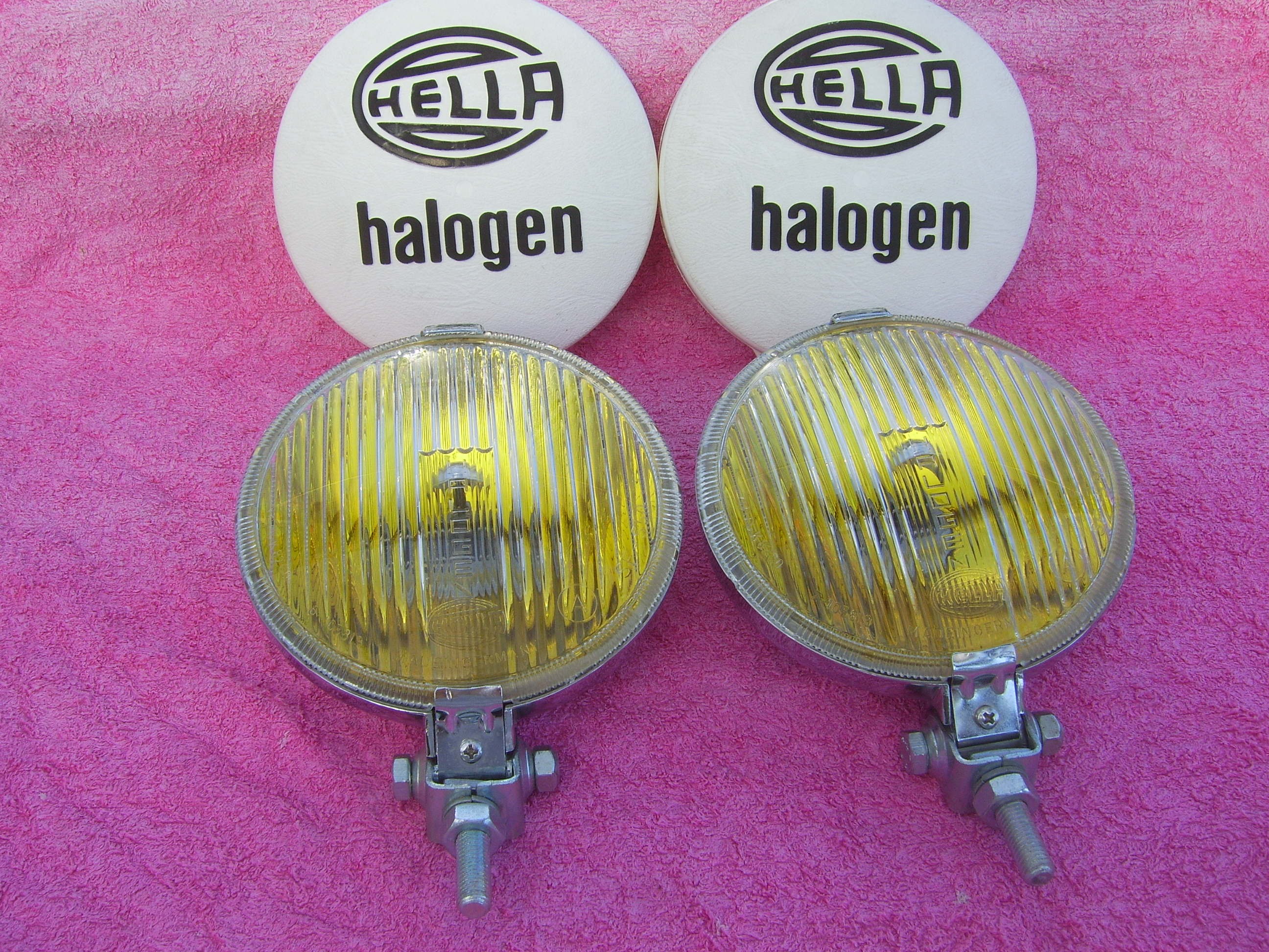 FS: NOS Hella Halogen 140 Fog Lights + NOS Covers |﻿ Miscellaneous