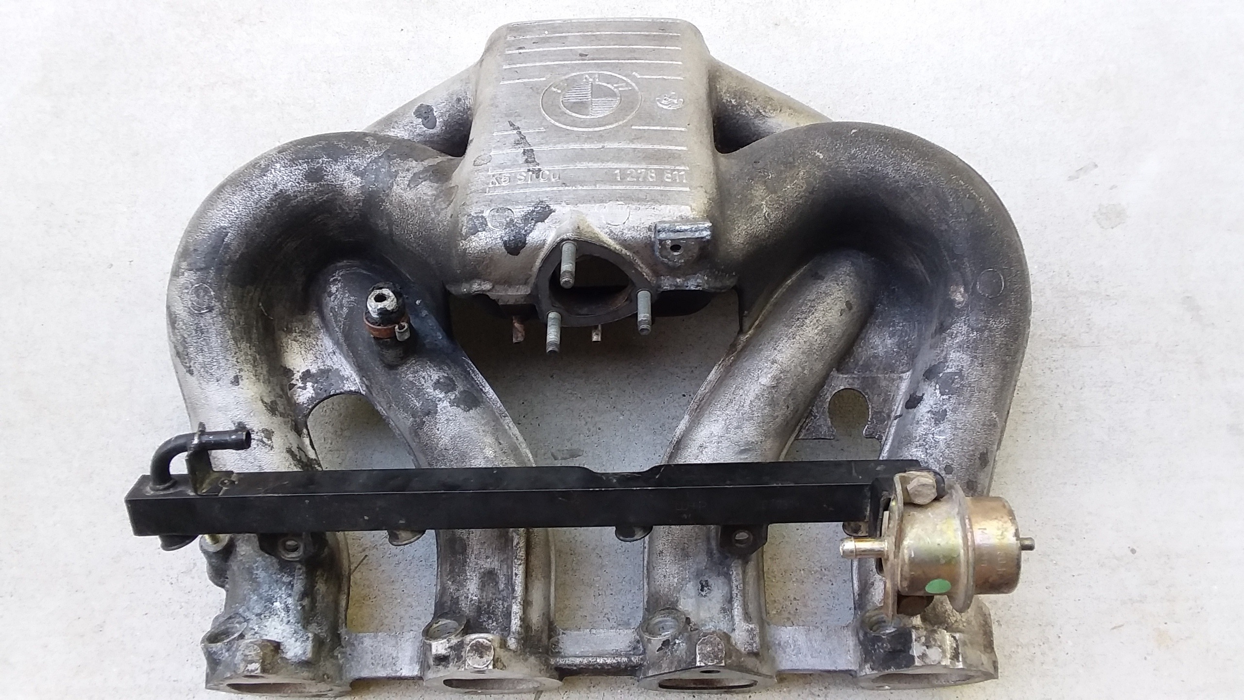 E30 EFI intake manifold and fuel rail |﻿ Miscellaneous