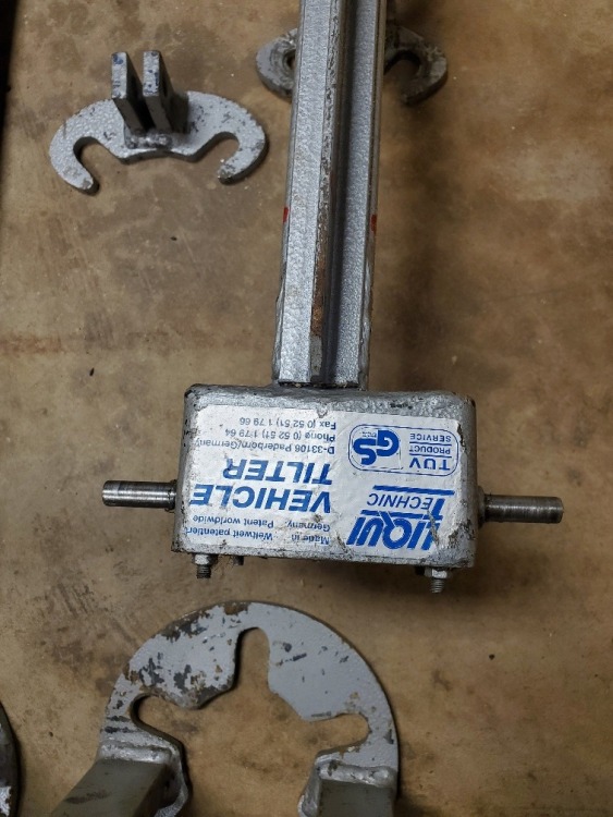 LIQUI Vehicle Tilter |﻿ Miscellaneous