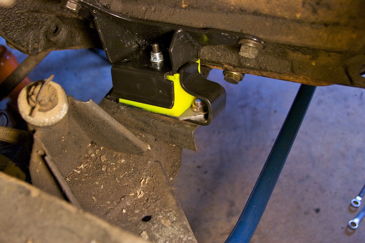 2002Tii Which engine support bracket is correct? - Page 2 |﻿ BMW 2002 ...