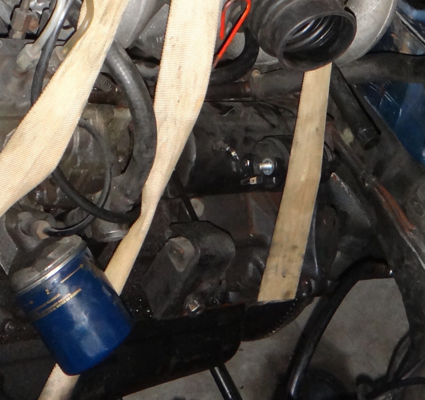 2002Tii Which engine support bracket is correct? |﻿ BMW 2002 and other '02