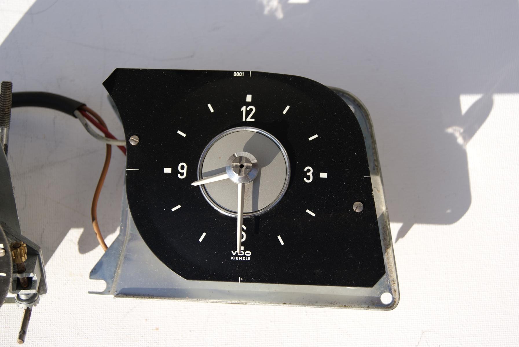 1st series instruments 200 KPH speedometer clock combo gauge ...