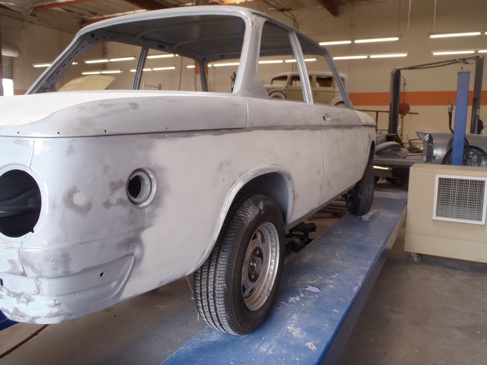 Lots of repairs |﻿ A 1969 BMW 2002 Restoration