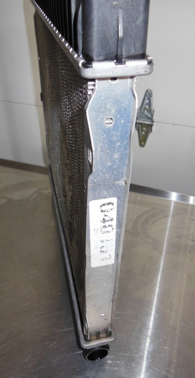 BMW E21 Behr Late Radiator P/N 17111121114 - Miscellaneous - 2002FAQ