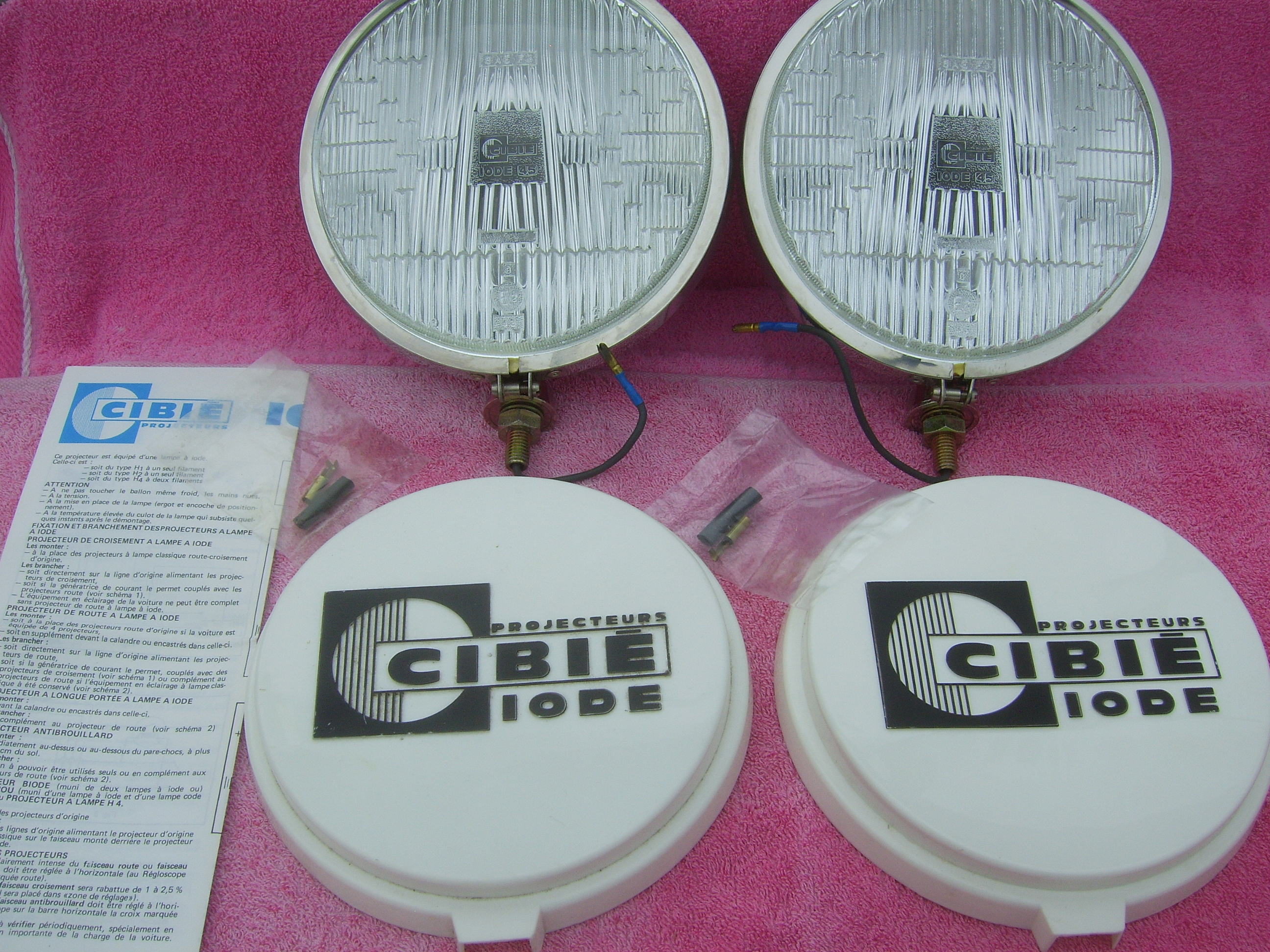 FS: Set NOS Cibie 45 Clear Fog Lights + Set NOS Covers |﻿ Miscellaneous